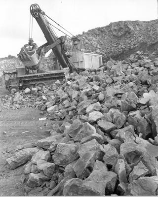 Winstone Aggregates Ltd: 1964 Lunn Ave Quarry (LAQ), Mt Wellington ...