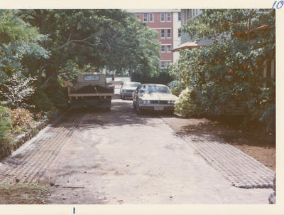 Vibrapac Blocks Ltd: 1976 Gobi Blocks laid in driveway in Mt Eden ...