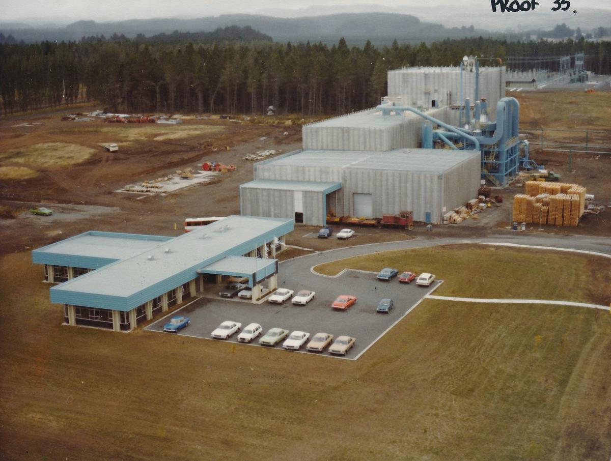 Winstone Samsung Industries Ltd: 1981 Karioi Pulp Mill, near Tangiwai ...