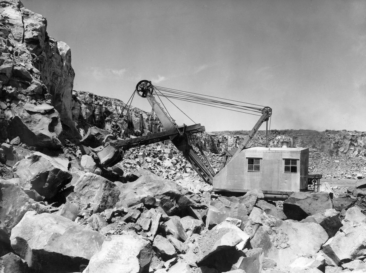 Winstone Aggregates Ltd: 1952 Lunn Ave Quarry (LAQ), Mt Wellington ...